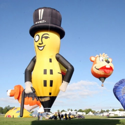 Strange shaped hot air balloons | Amusing Planet